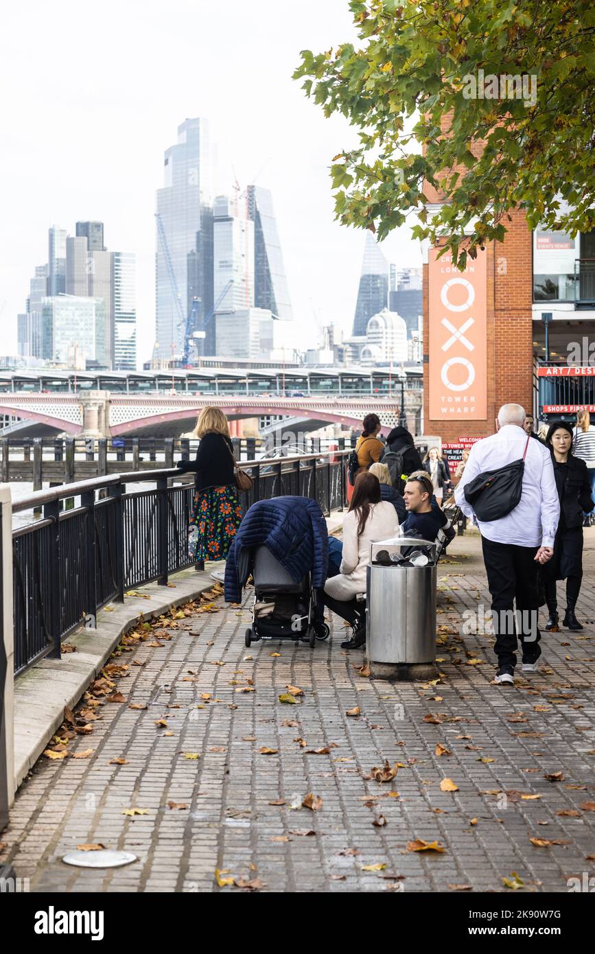 London Thames at Richmond and the Southbank Stock Photo - Alamy