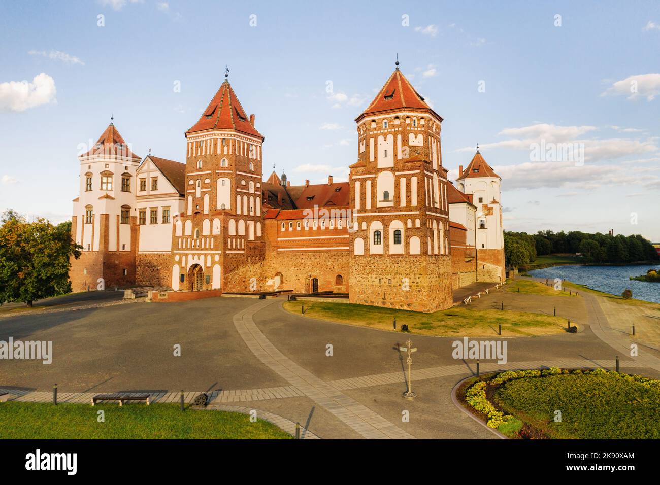 Mir castle architecture hi-res stock photography and images - Alamy