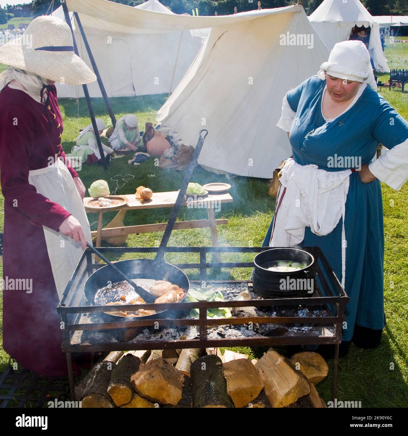 Anglo-Norman to C15th History Food & Cooking Stock Photo - Alamy