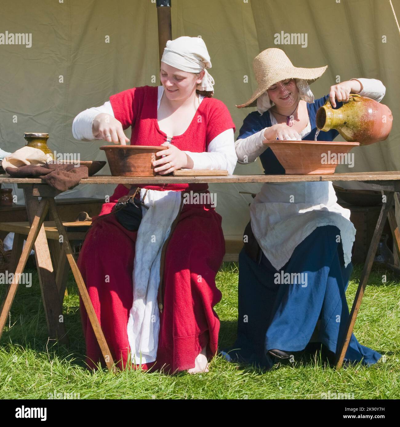 Anglo-Norman to C15th History Food & Cooking Stock Photo - Alamy