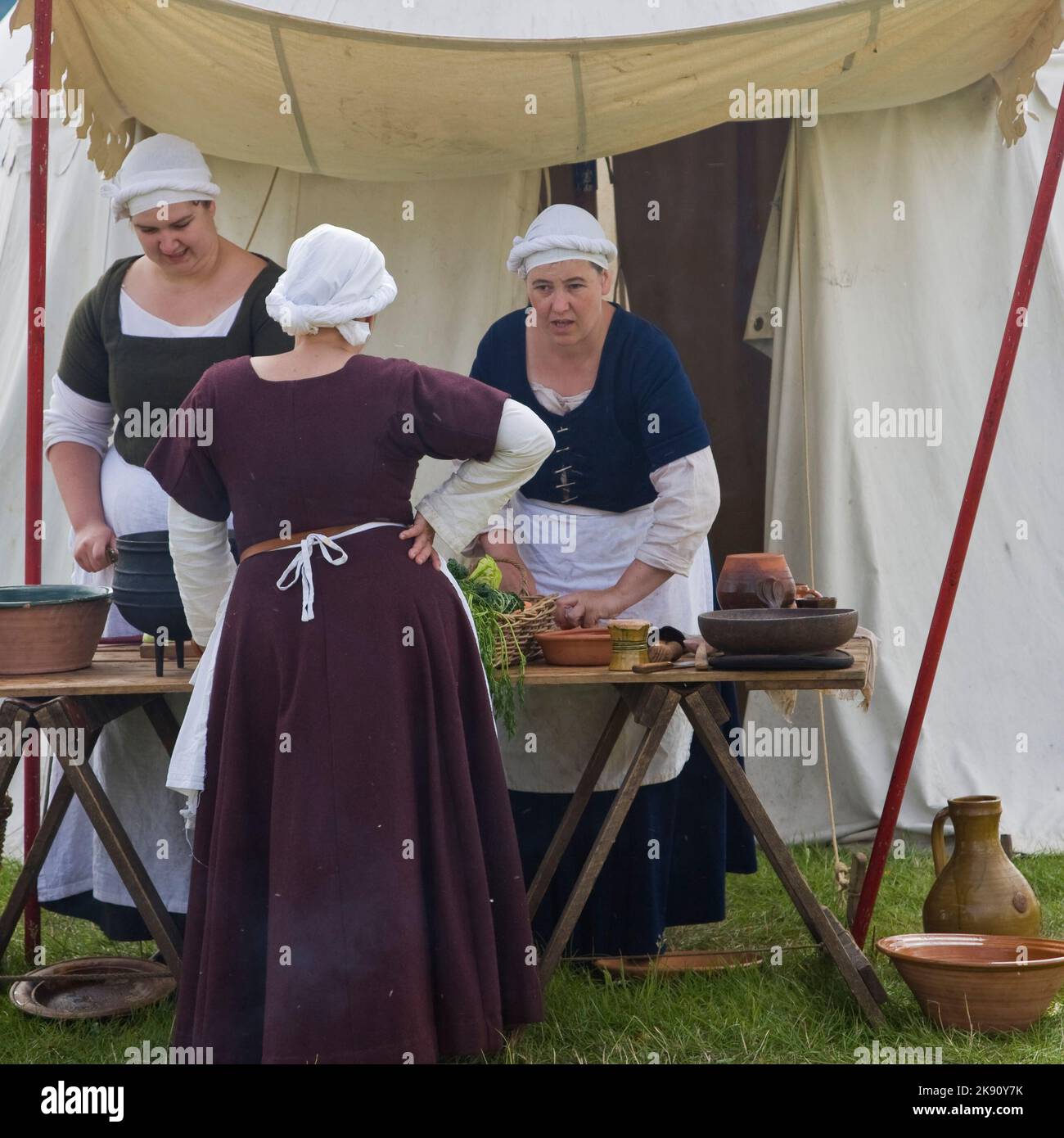 Anglo-Norman to C15th History Food & Cooking Stock Photo - Alamy