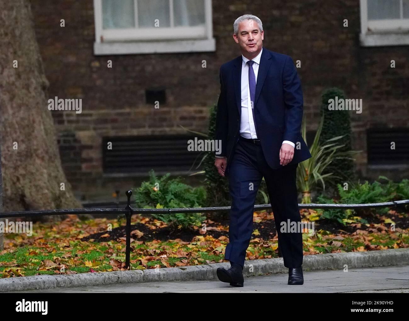 Steve Barclay arriving in Downing Street, London after Rishi Sunak has ...