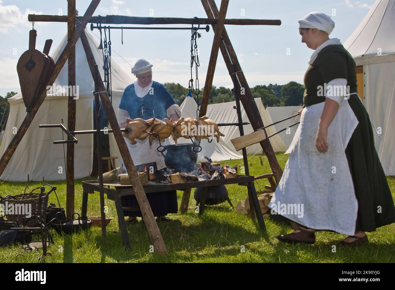 Anglo-Norman to C15th History Food & Cooking Stock Photo - Alamy