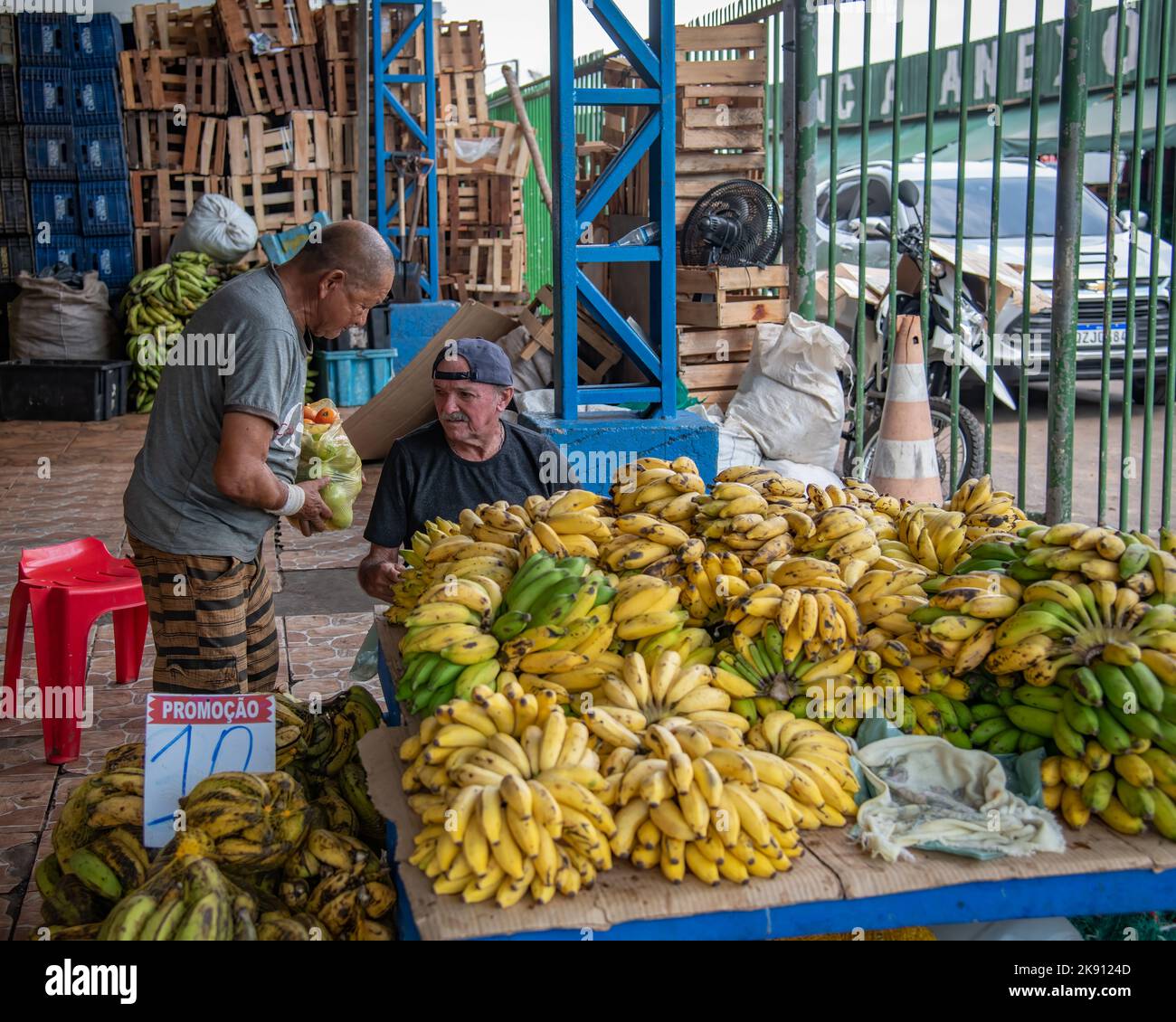 Food market in manaus brazil hi-res stock photography and images - Alamy