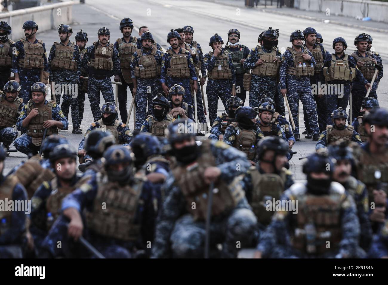Iraq protests 2022 hi-res stock photography and images - Alamy