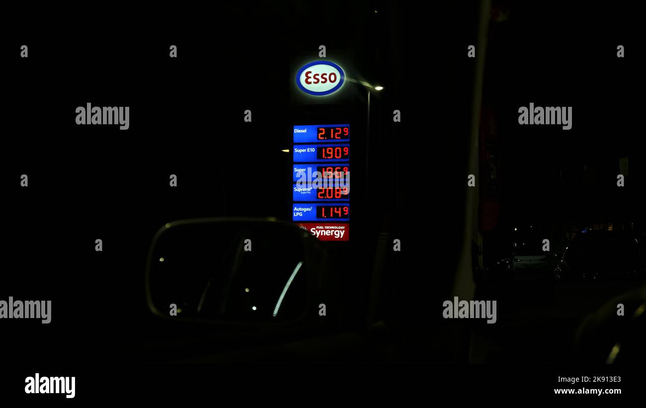 Price list market hi-res stock photography and images - Alamy