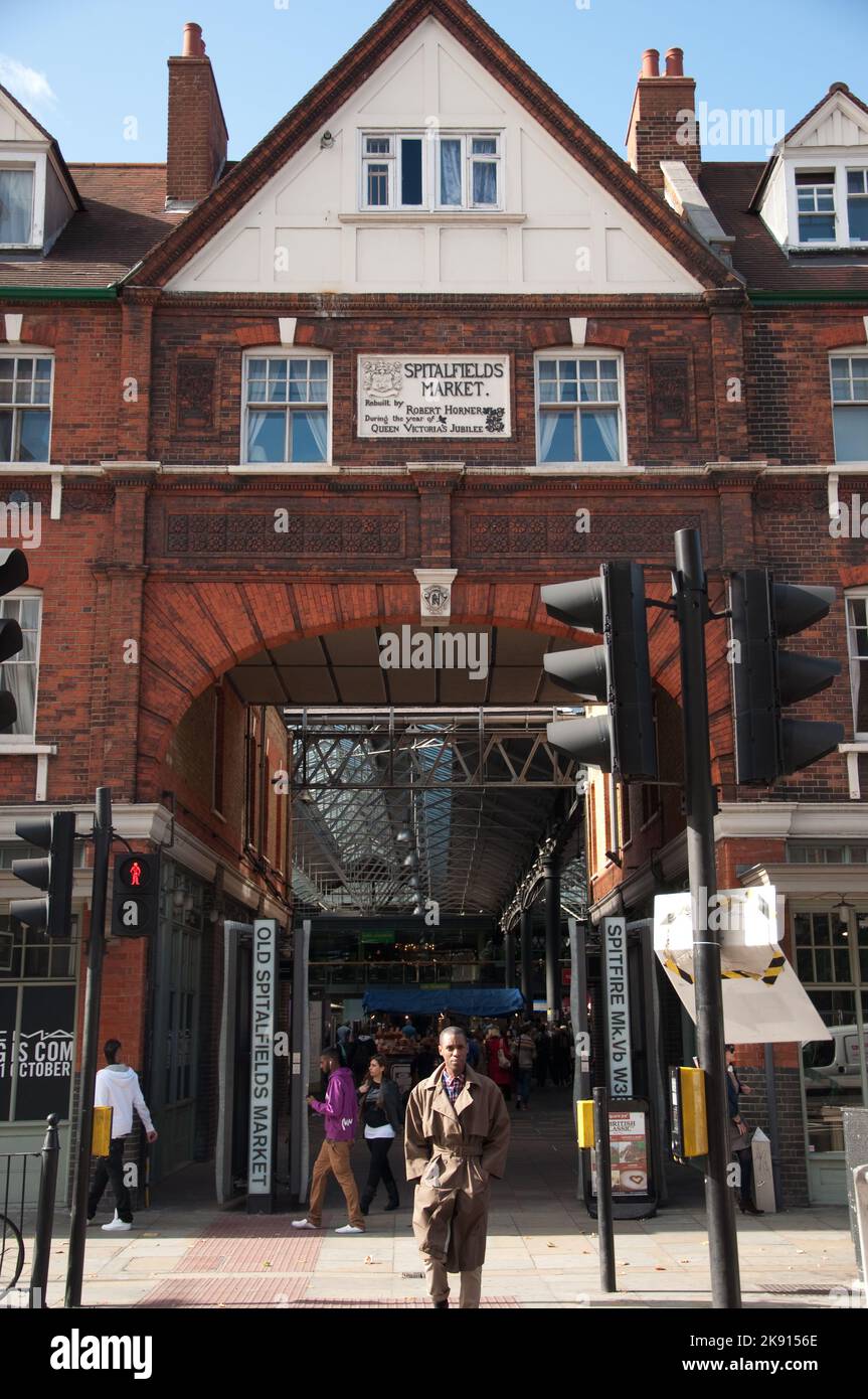 Main Entrance, Spitalfields Market, Tower Hamlets, East End, London ...