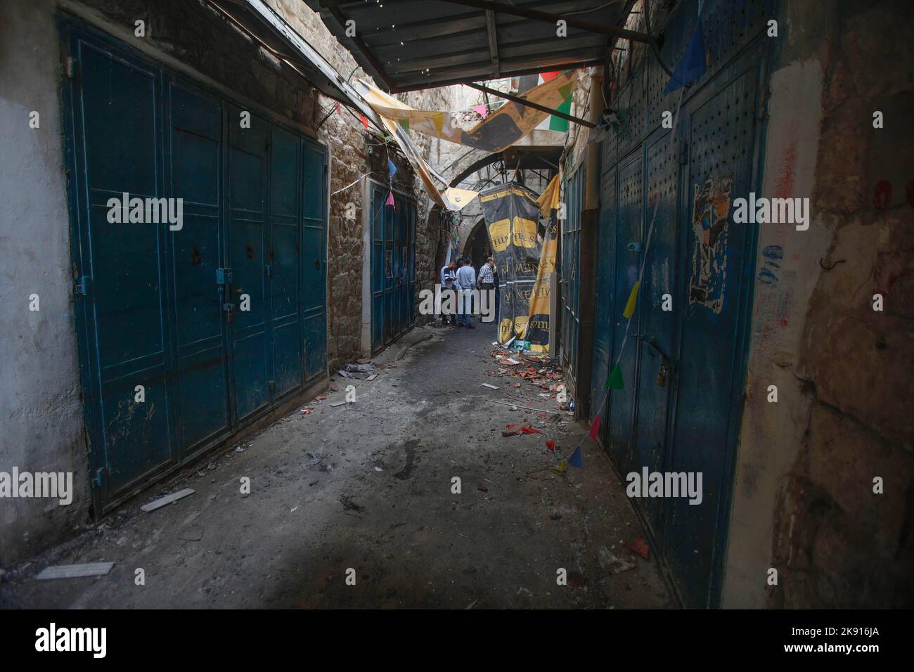 Explosive lab hi-res stock photography and images - Alamy