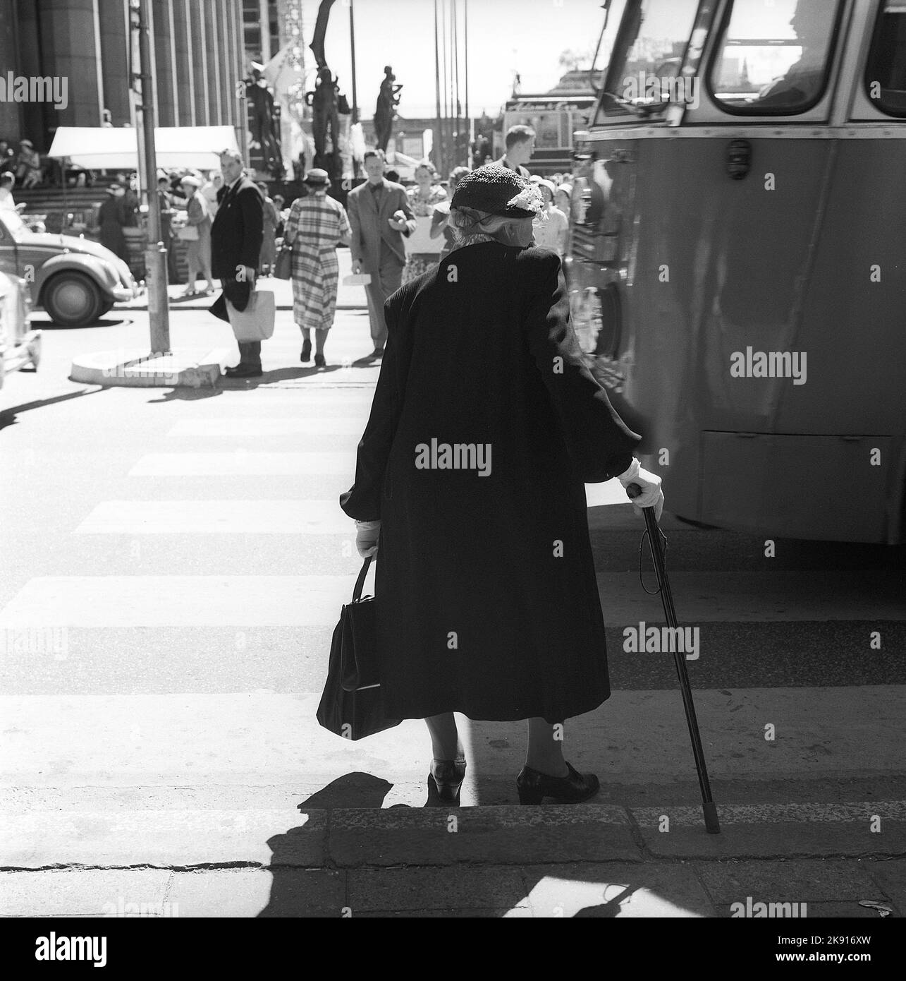 People in bus face Black and White Stock Photos & Images - Alamy