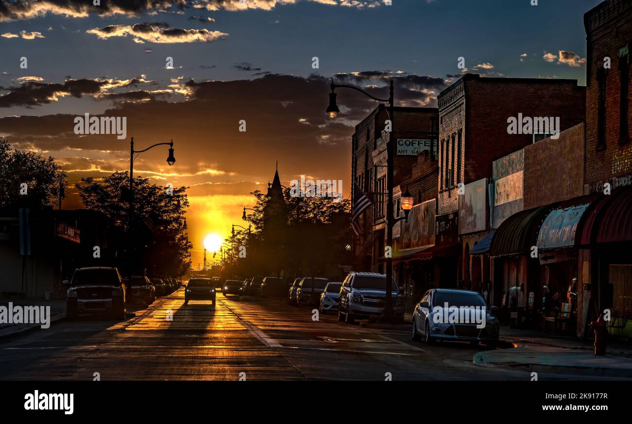 Downtown winslow hi-res stock photography and images - Alamy