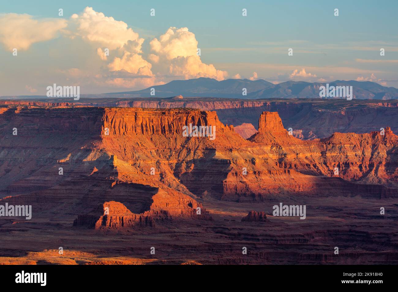 View south from Dead Horse Point State Park towards Hatch Point and the ...