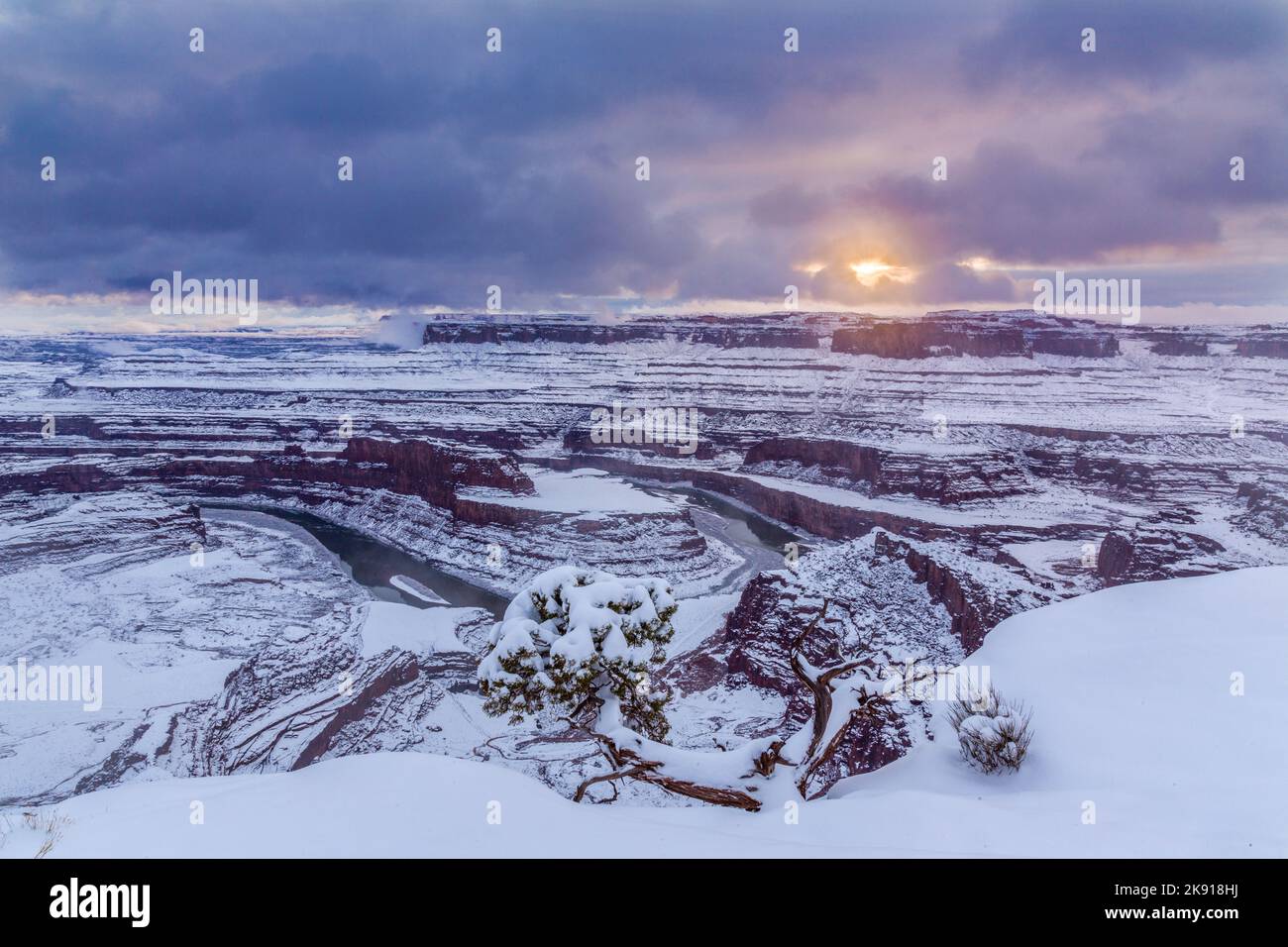 Winter sunset over the gooseneck bend of the Colorado RIver below Dead ...