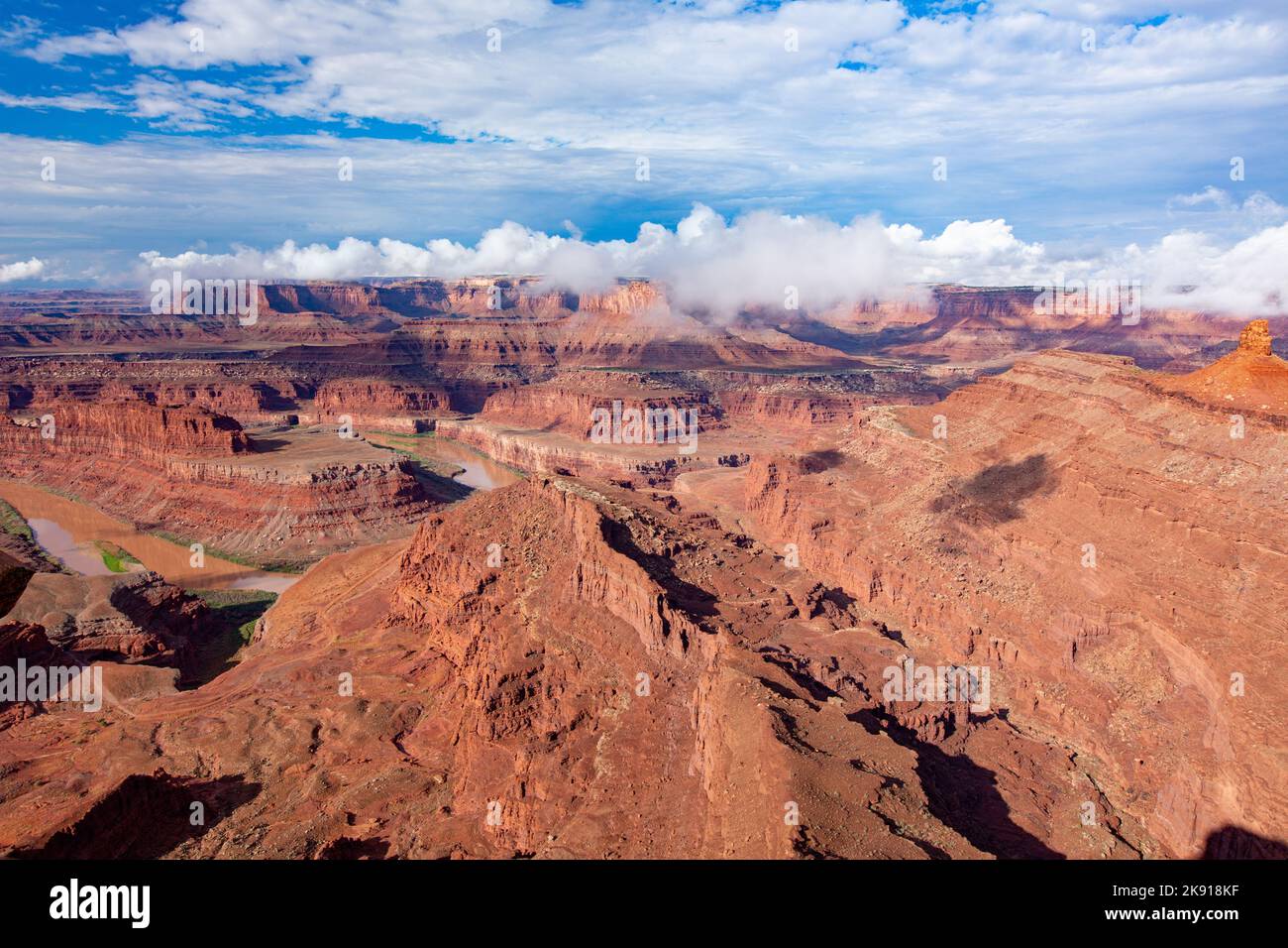 The Goose Neck of the Colorado River and Canyonlands National Park ...