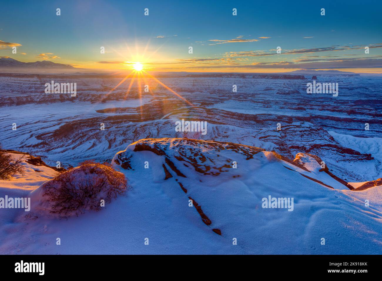 Sunrise over the Colorado RIver in Meander Canyon, viewed from Dead ...