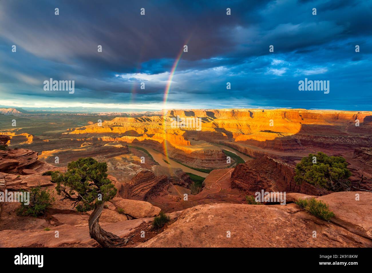 Vertical double rainbow over the Goose Neck of the Colorado River at ...