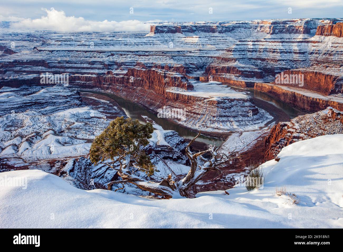 Snowy winter view of the Goose Neck of the Colorado River from Dead ...