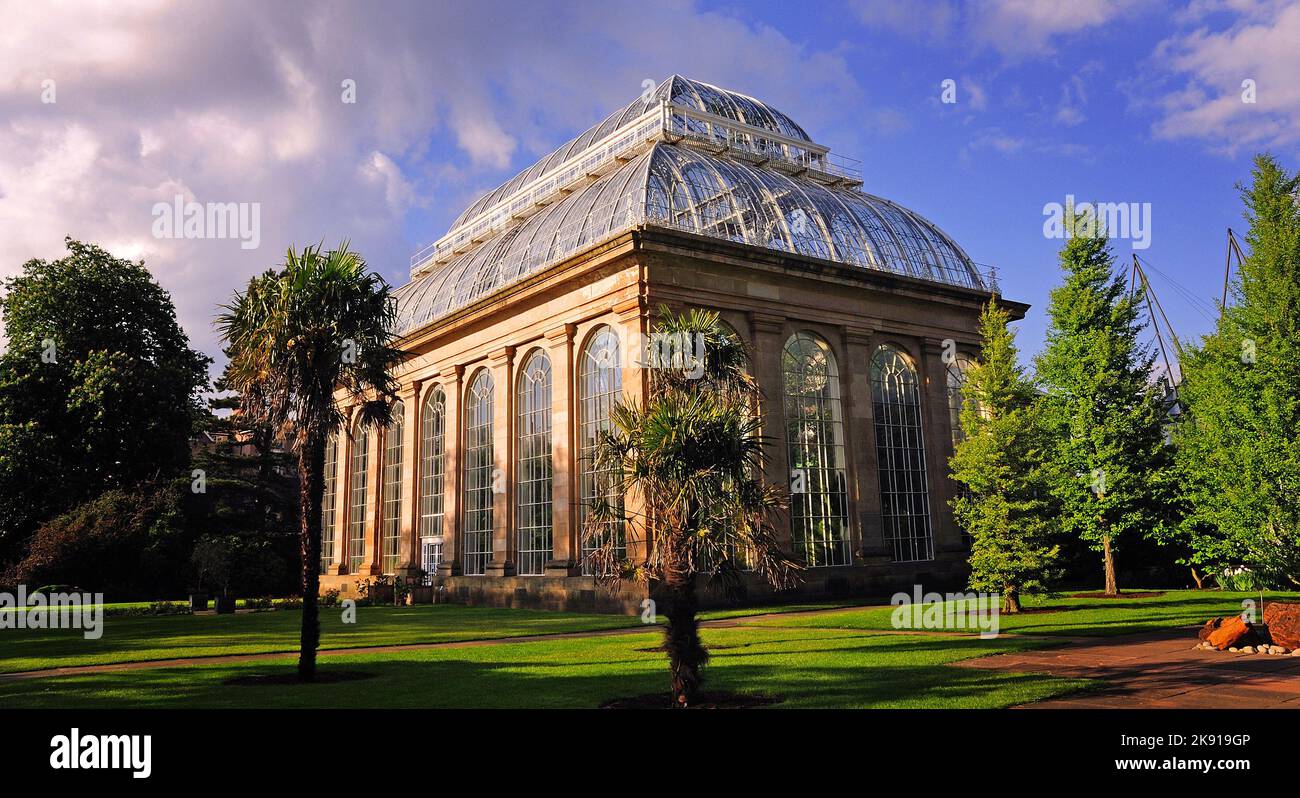The beautiful building of the Botanic Gardens in Edinburgh at soft ...