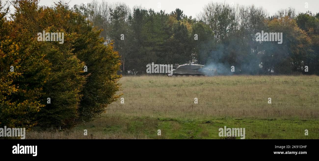 British army Challenger II 2 FV4034 main battle tank in action crossing ...