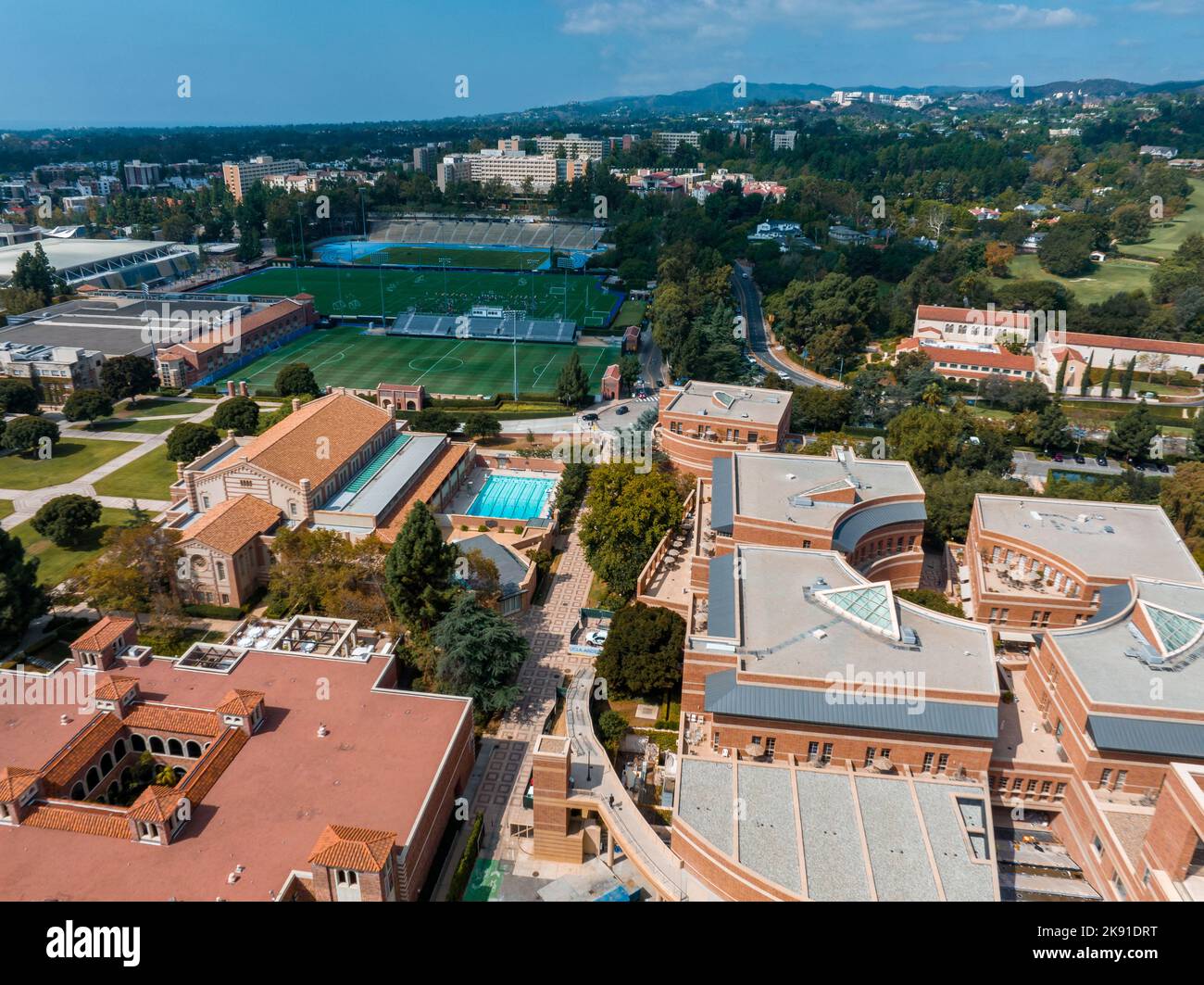 Campus aerial hi-res stock photography and images - Alamy