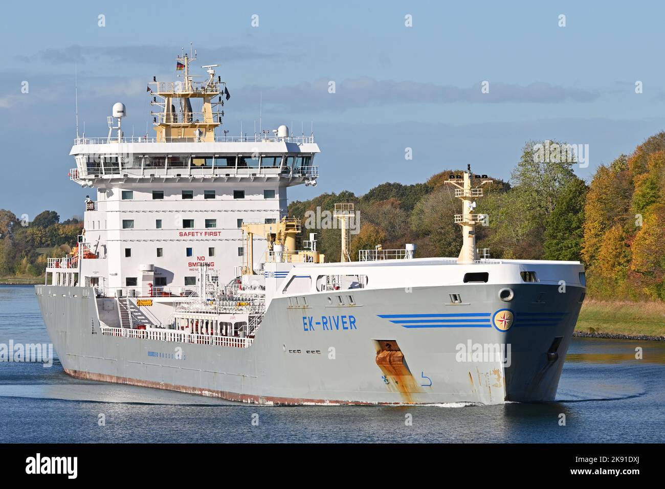 Ek river hi-res stock photography and images - Alamy