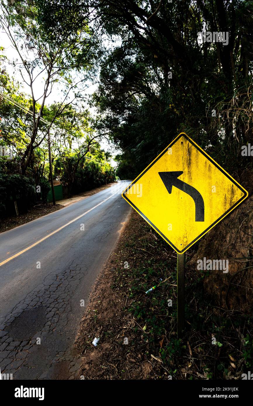 Left turn symbol hi-res stock photography and images - Alamy