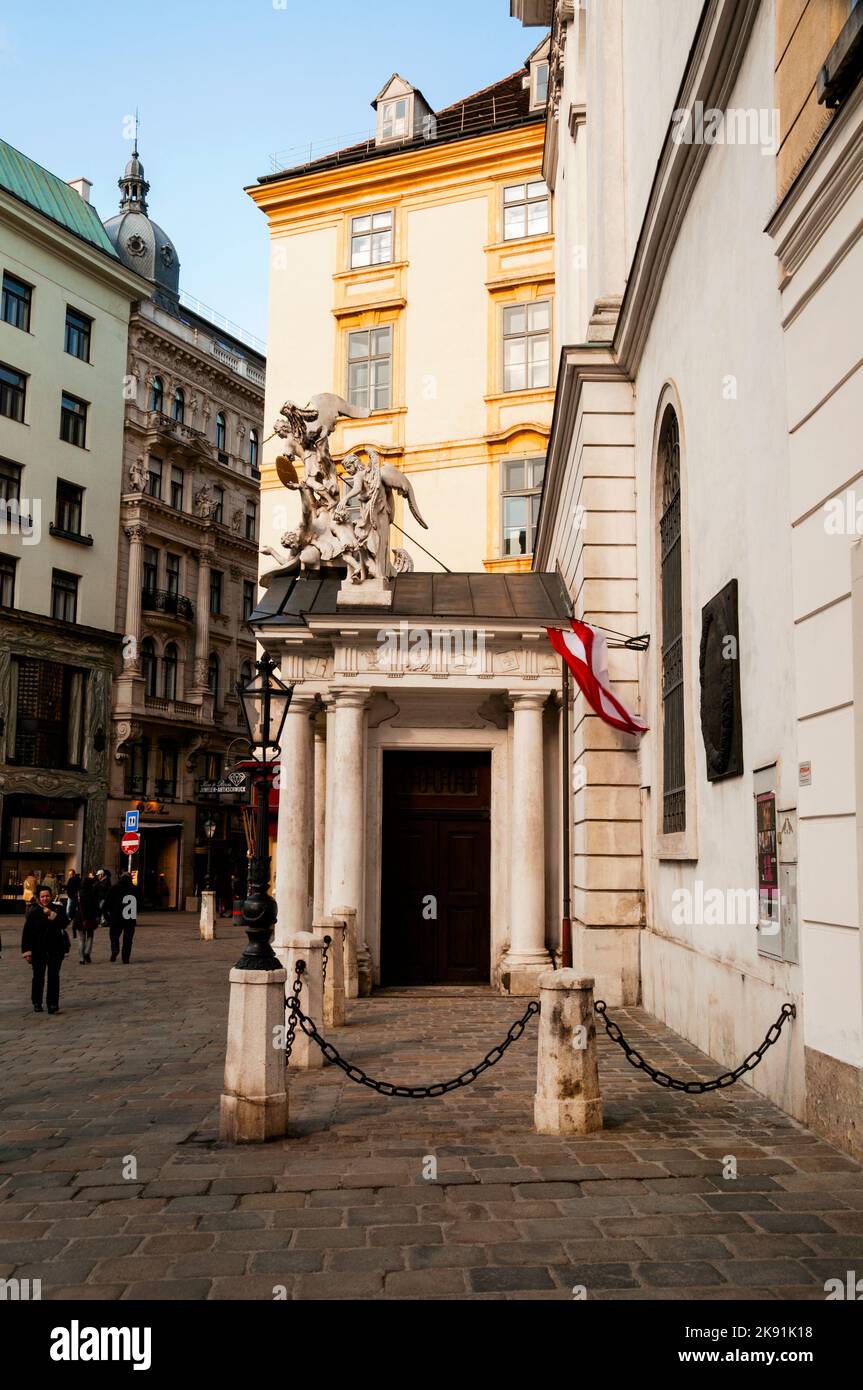 Viennese romanesque hi-res stock photography and images - Alamy