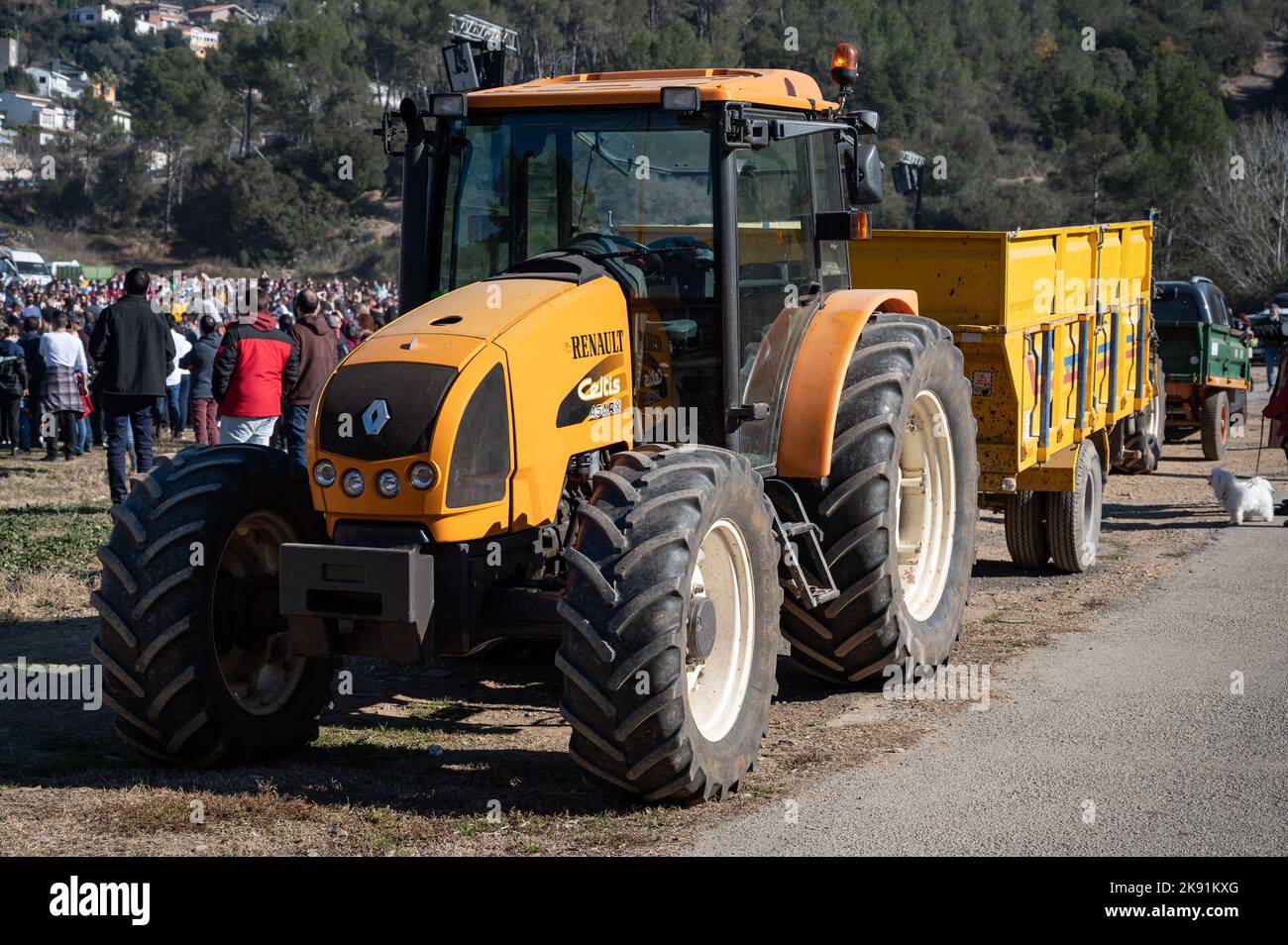 Renault tractor hi-res stock photography and images - Alamy