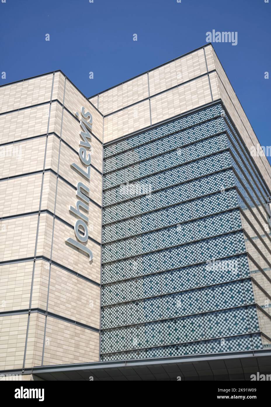 John lewis and partners store hi-res stock photography and images - Alamy