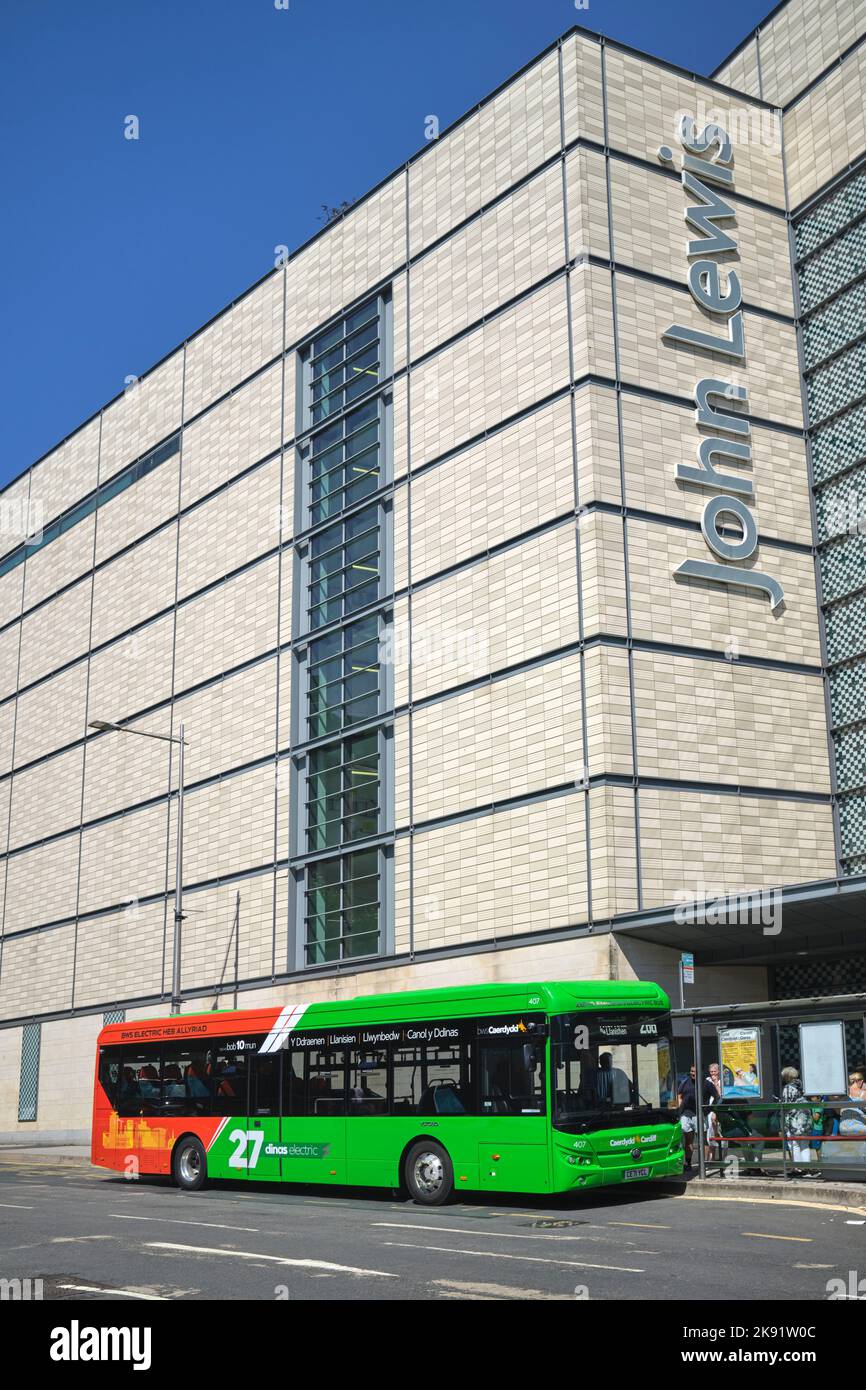 John lewis bus stop hi-res stock photography and images - Alamy