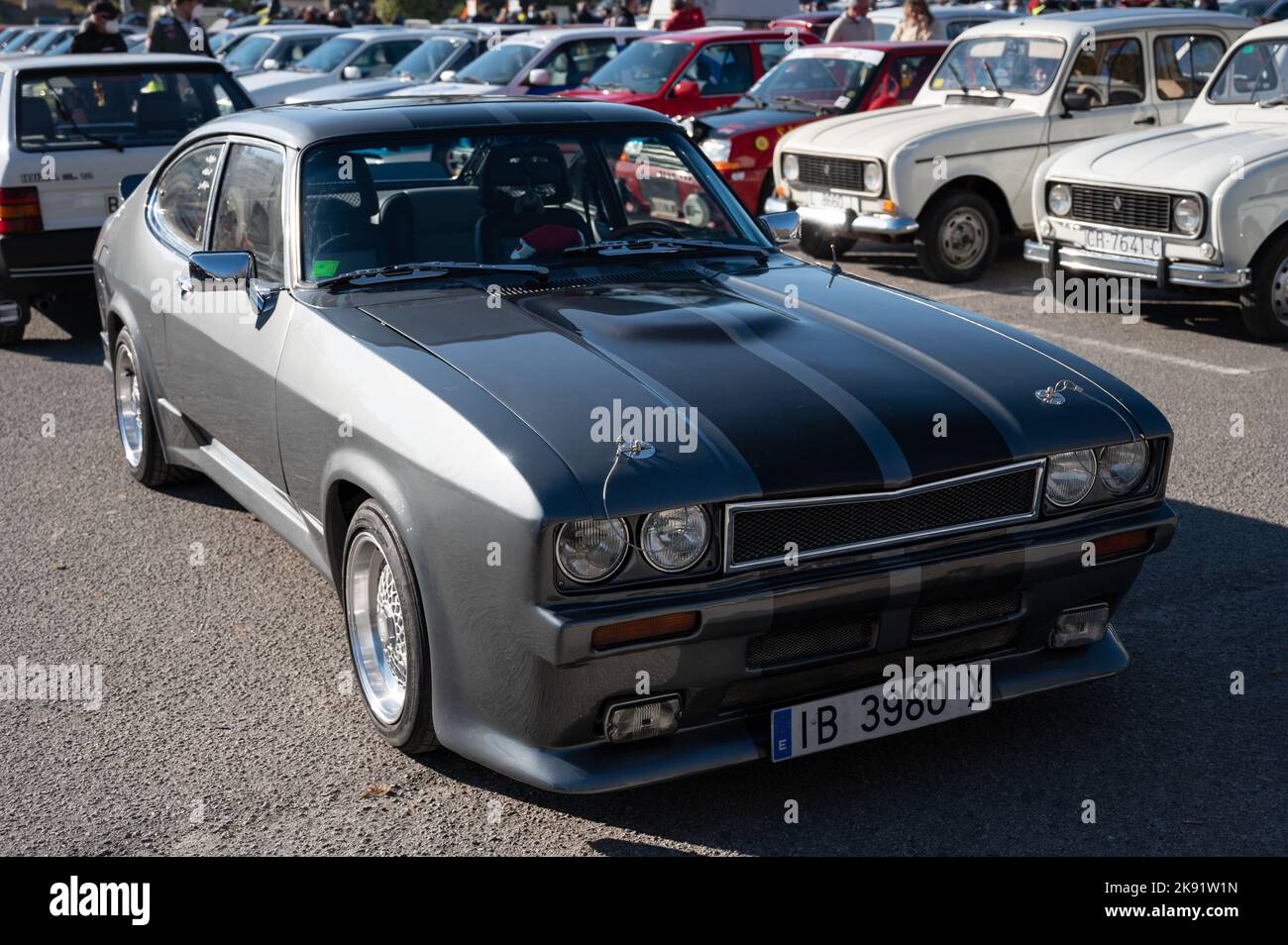 Racing stripes hi-res stock photography and images - Alamy