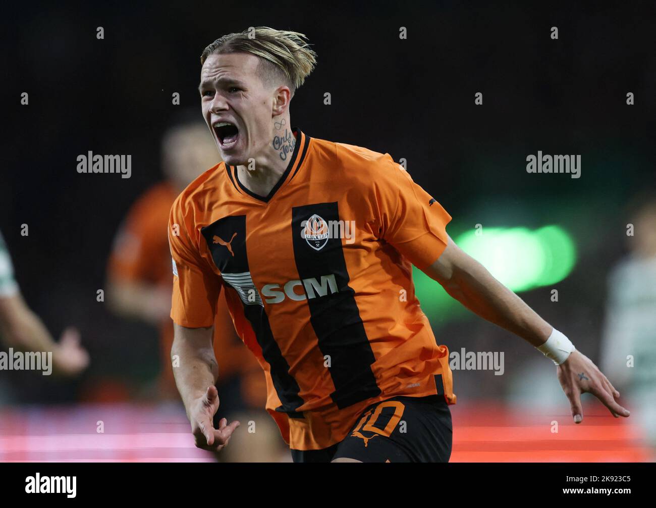 Mudryk shakhtar hi-res stock photography and images - Alamy