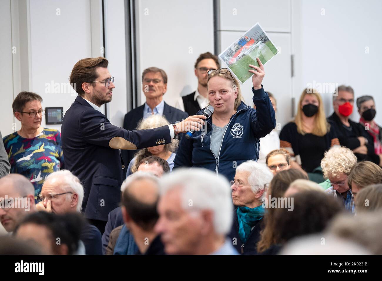 Biocides hi-res stock photography and images - Alamy