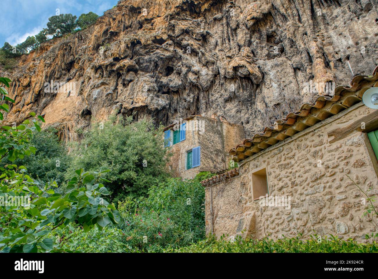 Travel destination, old village in hear of Provence Cotignac with ...