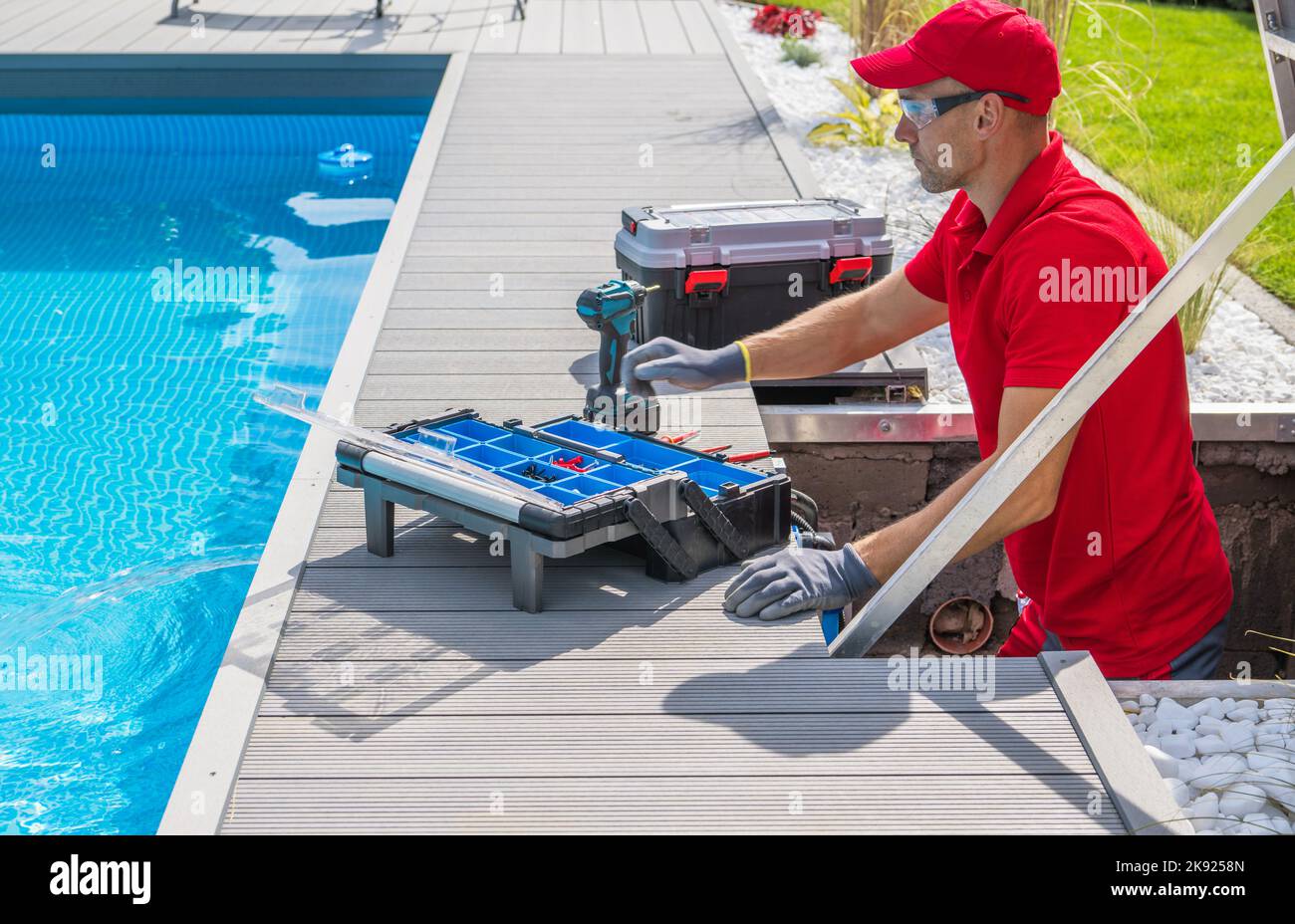 Outdoor Swimming Pool Heating and Filtering System Maintenance ...