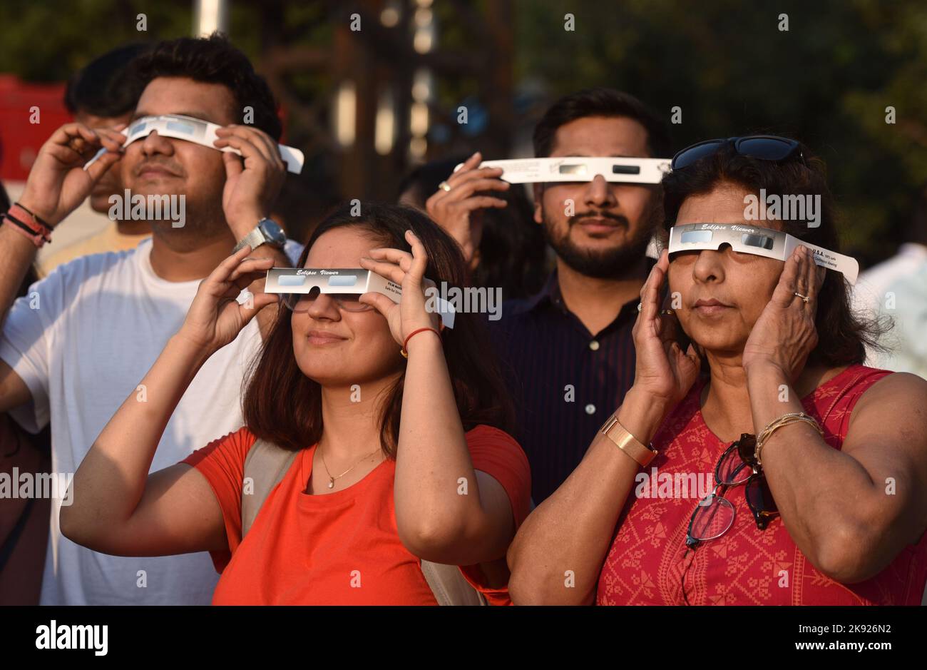 New Delhi, India. 25th Oct, 2022. NEW DELHI, INDIA - OCTOBER 25: People ...