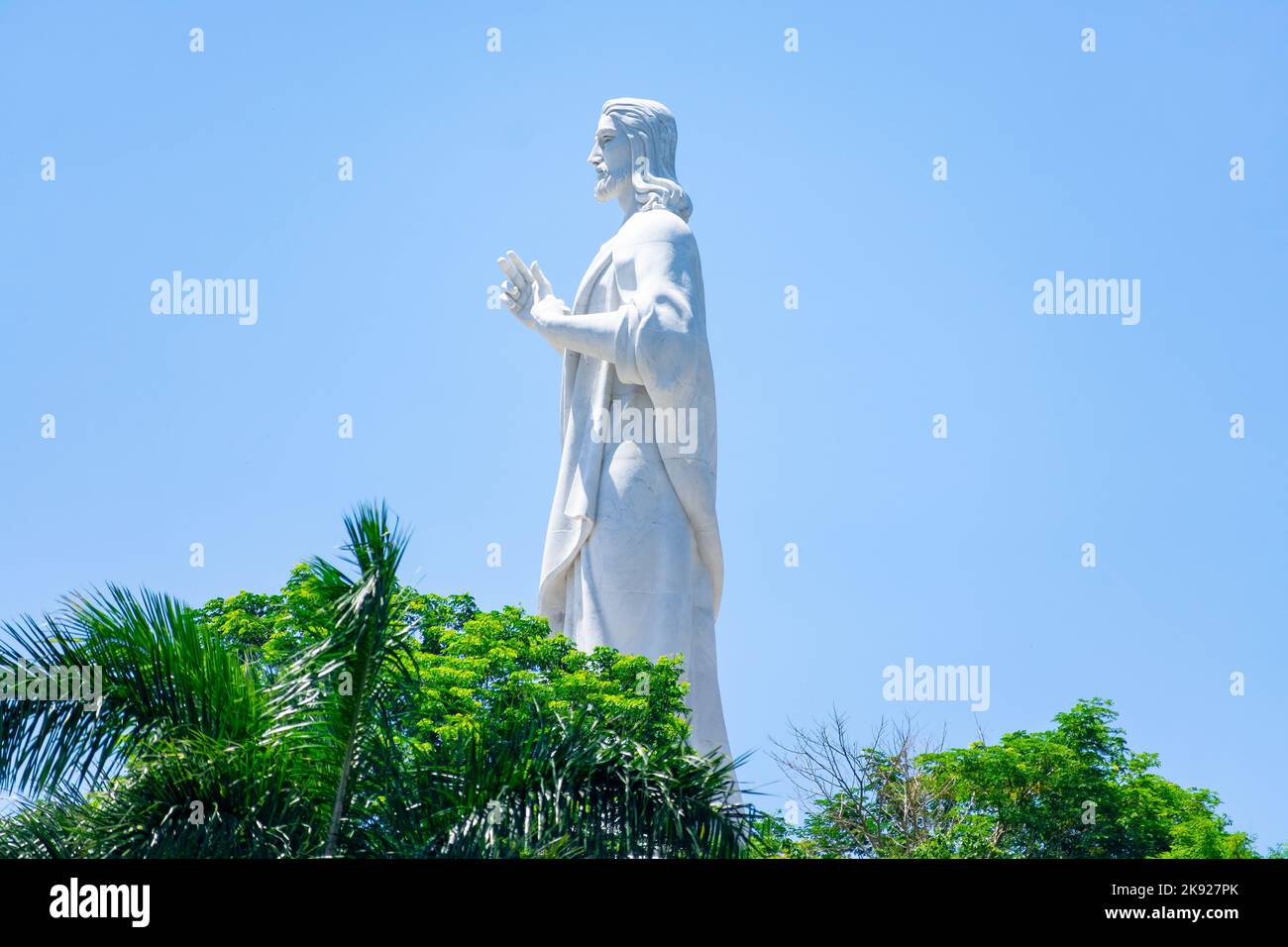 Havana jesus christ statue hi-res stock photography and images - Alamy