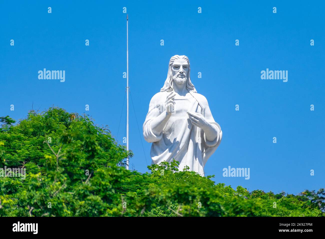 Christ of havana statue hi-res stock photography and images - Alamy