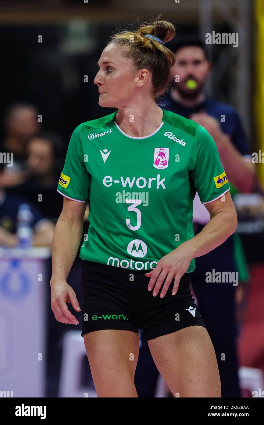 Busto Arsizio, Italy. 20th Oct, 2022. Carli Lloyd #3 of UYBA Unet E ...