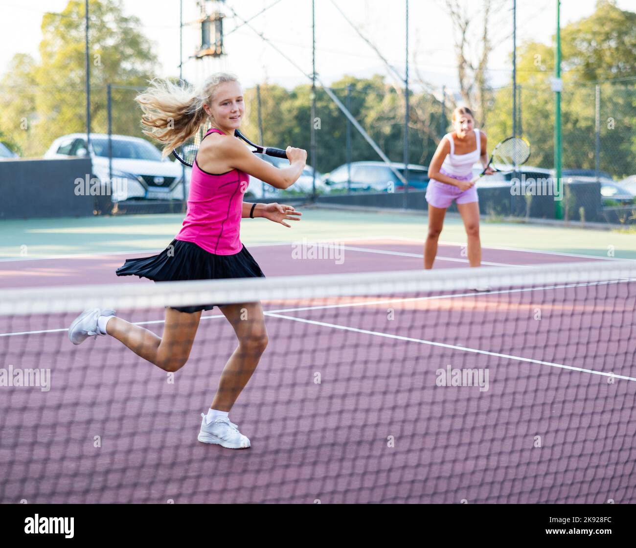 Female tennis player in skirt hi-res stock photography and images - Alamy