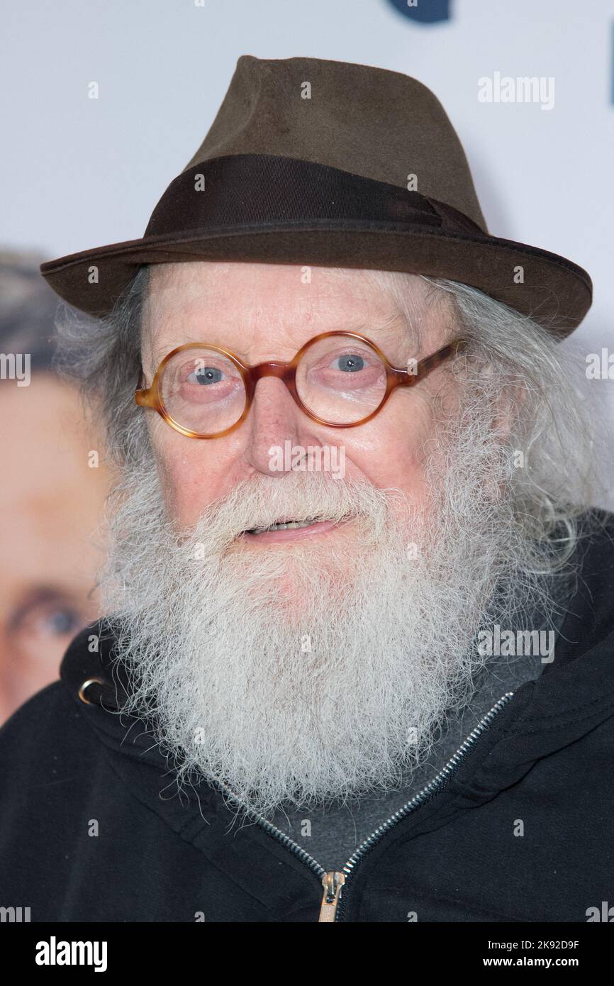 Paris, France, October 25, 2022. Albert Delpy attending the Une Robe ...
