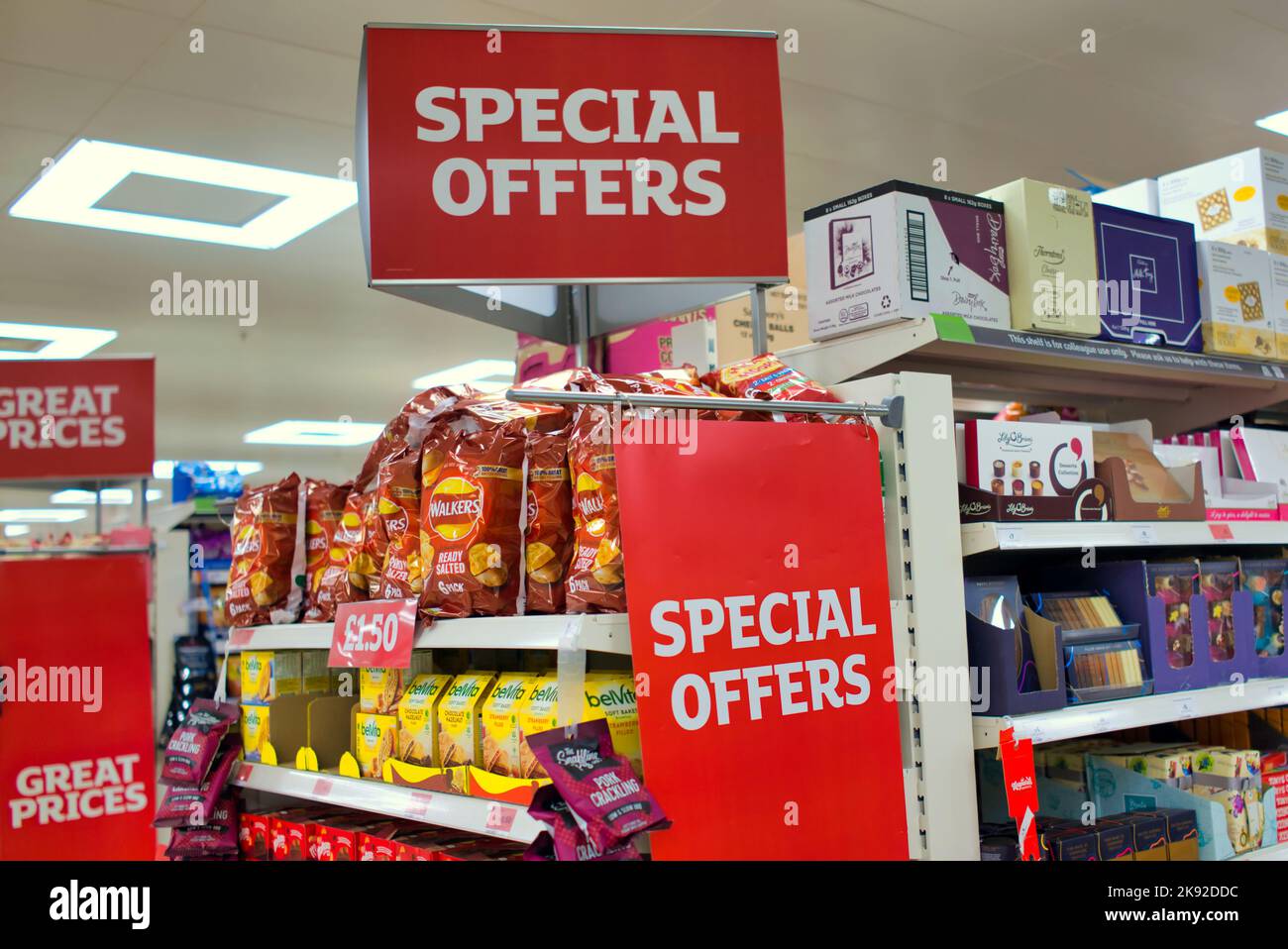Store or supermarket hi-res stock photography and images - Alamy
