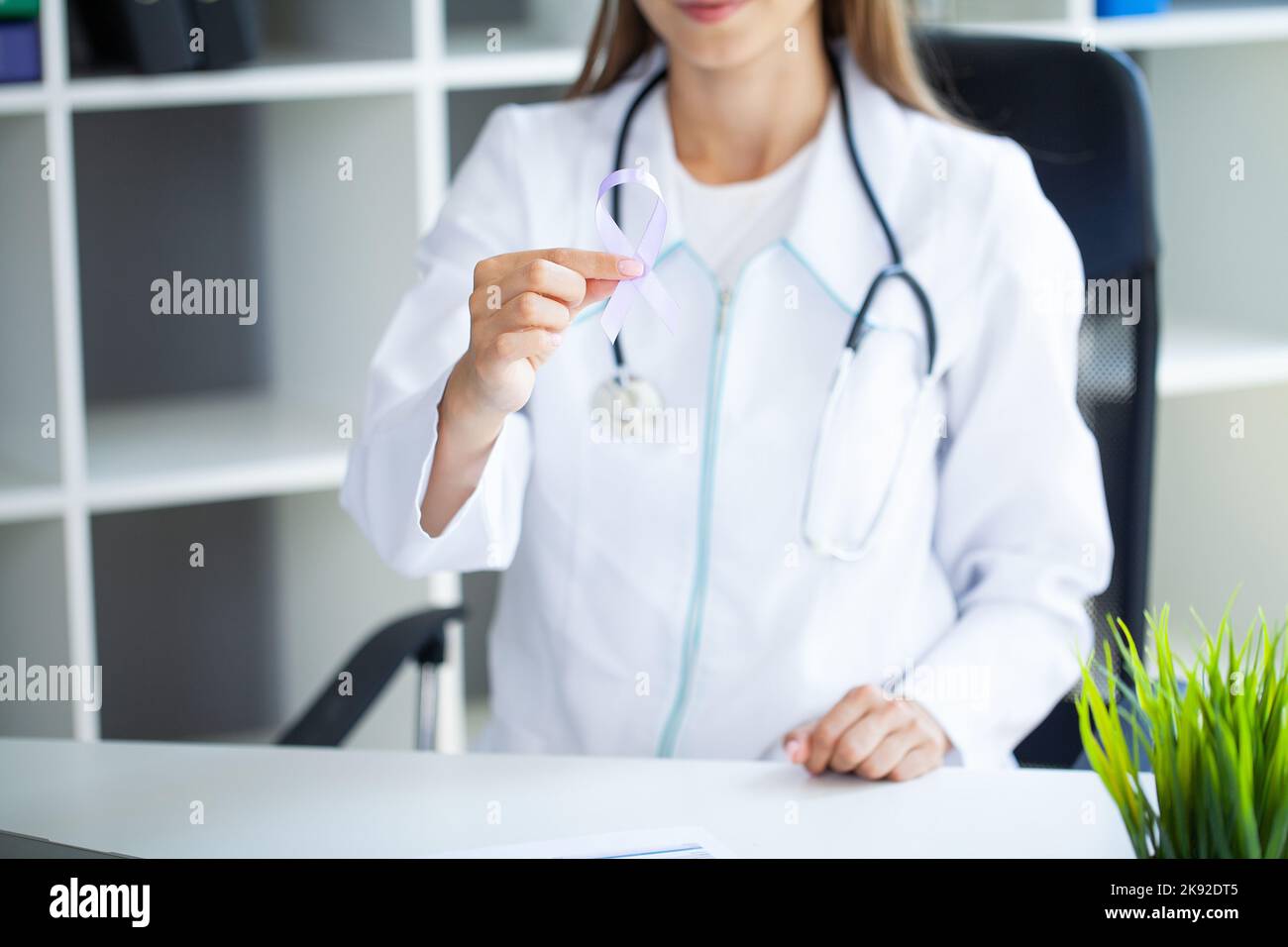 Lse symbol hi-res stock photography and images - Alamy