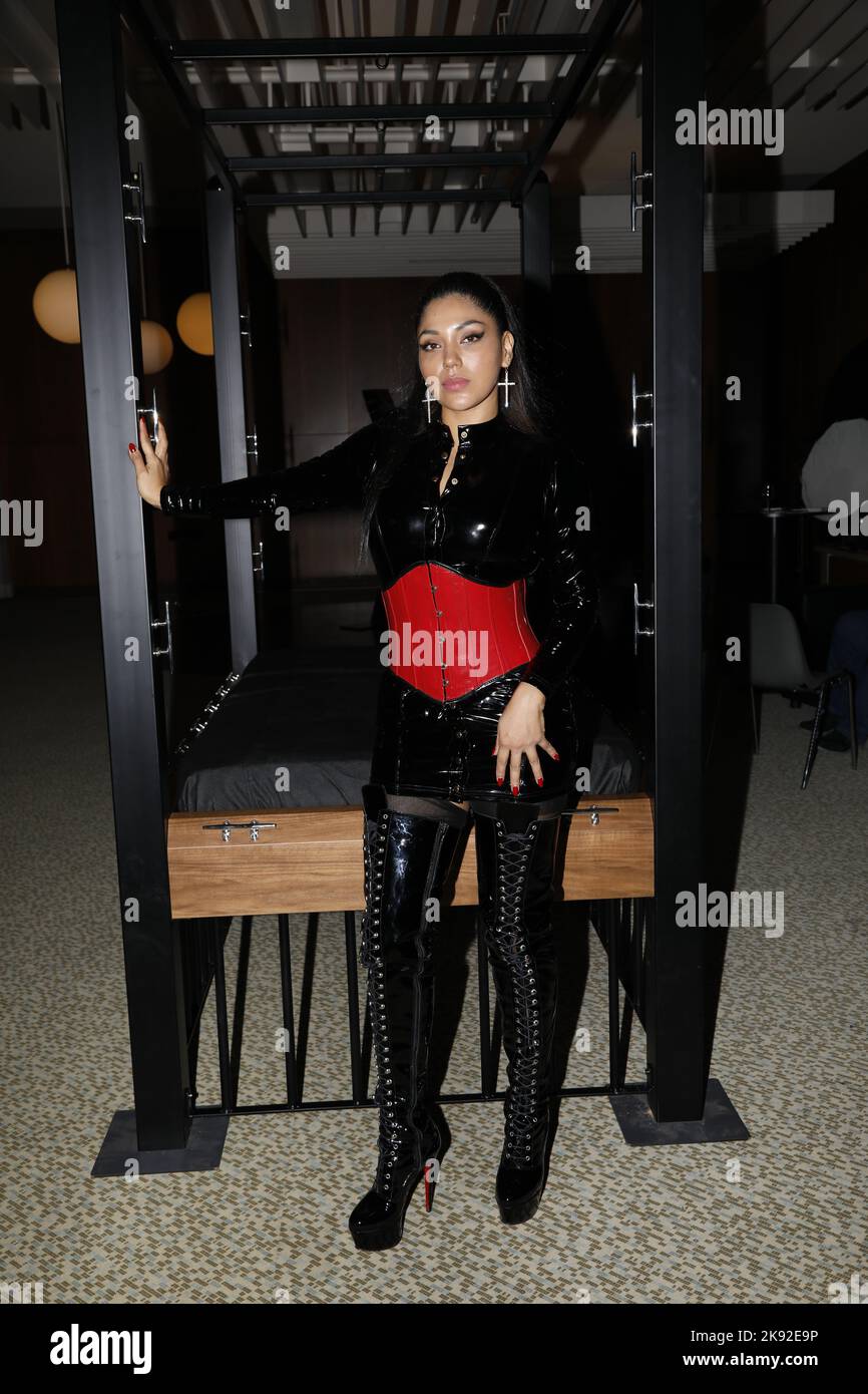 Princess Maywa Leon auf der 25. Venus Berlin 2022 in den Messehallen ...