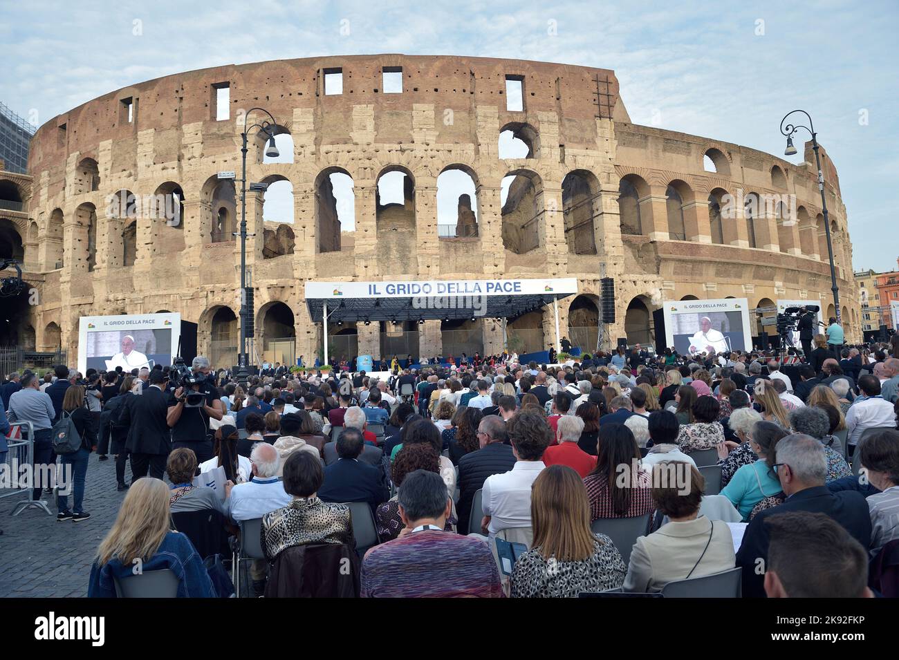 Rome, Italy. 25th Oct, 2022. Pope Francis and representatives of ...