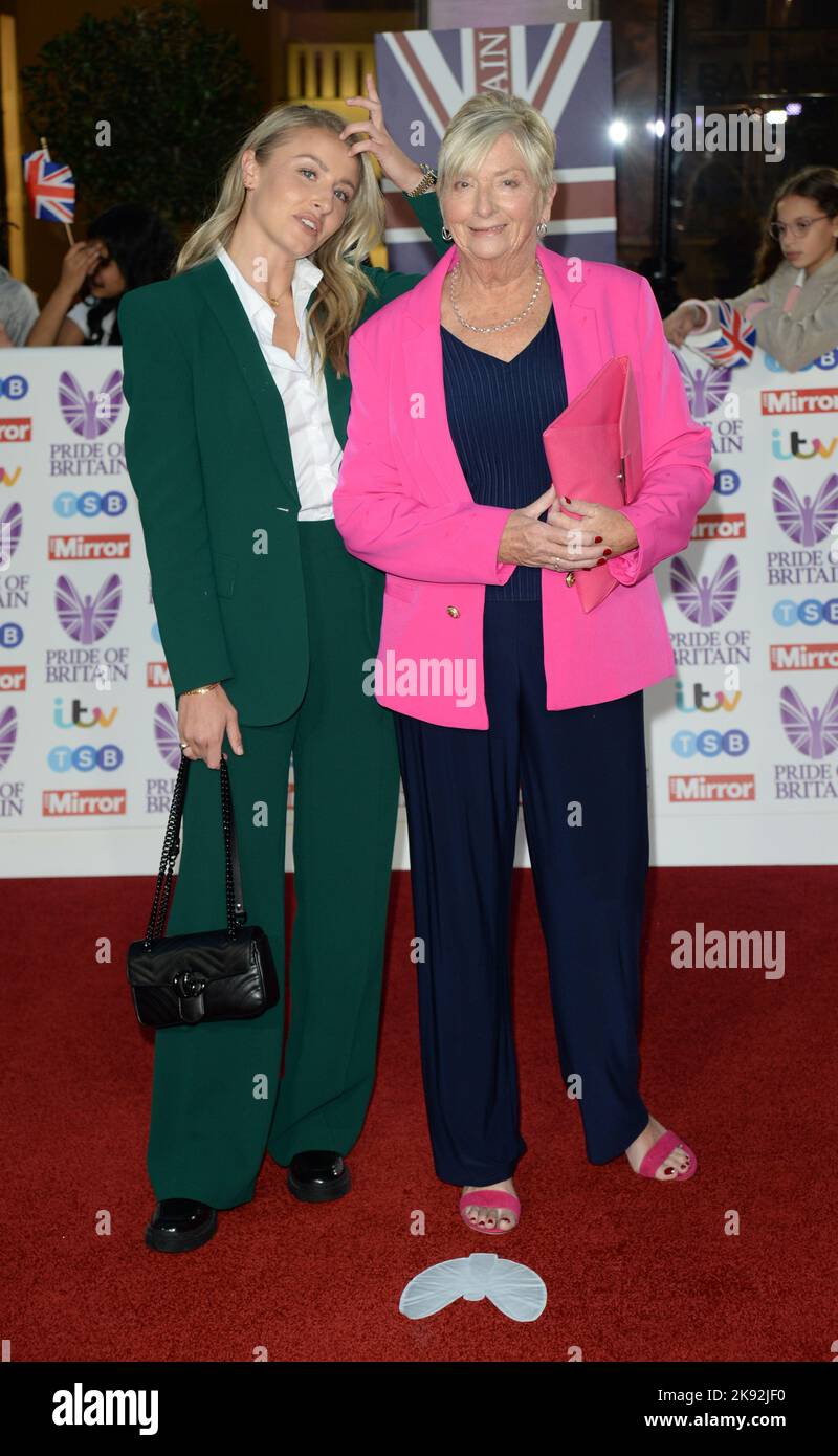 Photo Must Be Credited ©Alpha Press 078237 24/10/2022 Leah Williamson ...