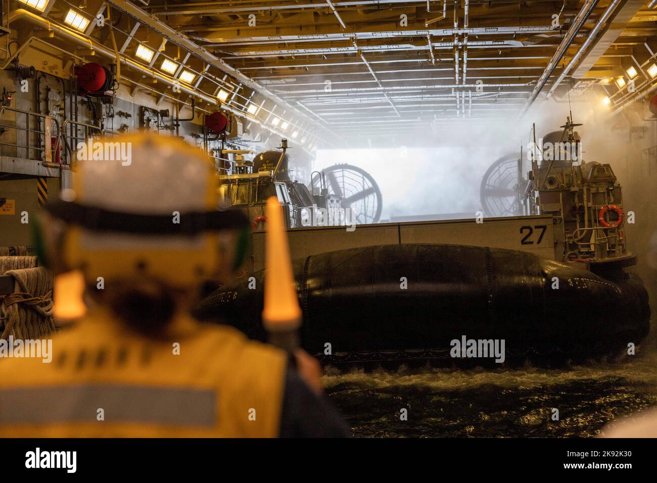 PACIFIC OCEAN (Aug. 29, 2022) – U.S. Navy Boatswain’s Mate 3rd Class ...