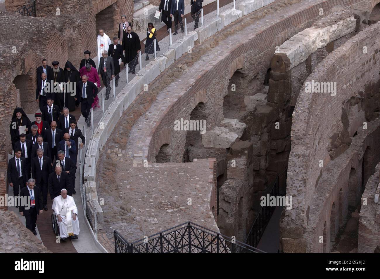 Prayer at colosseum hi-res stock photography and images - Alamy