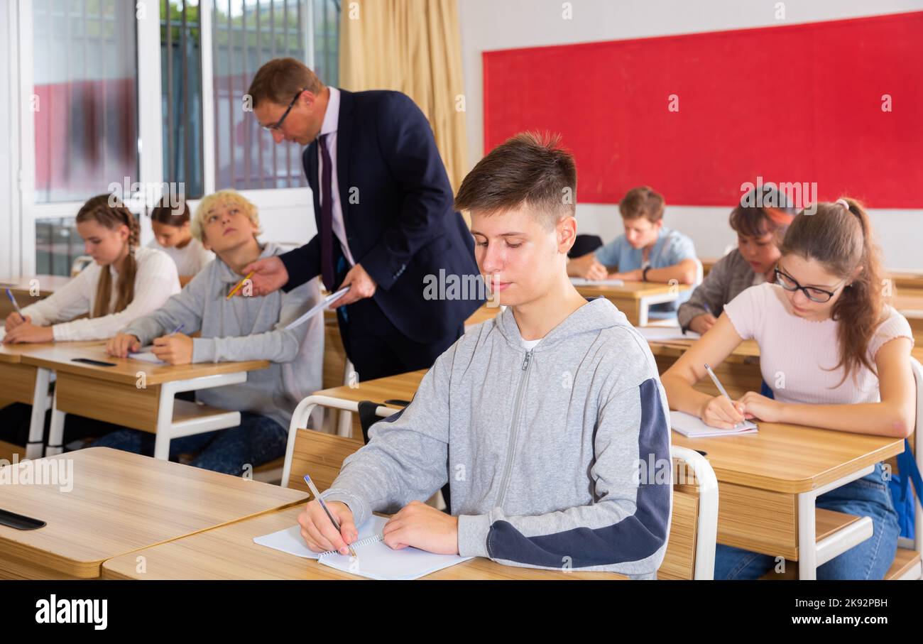 Fellow classmates hi-res stock photography and images - Alamy