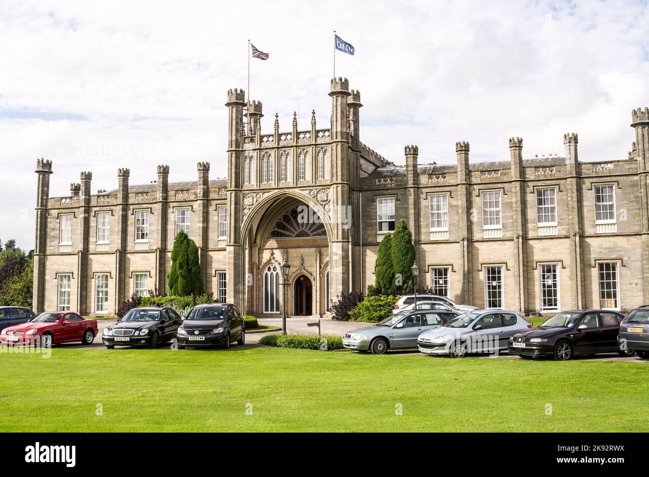DONINGTON, ENGLAND - SEP 8, 2005: headquarter of airline bmi in castle ...