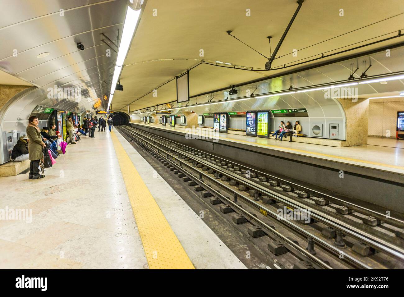 LISBON, PORTUGAL - DEC 27, 2008: people wait in the famous Oriente ...